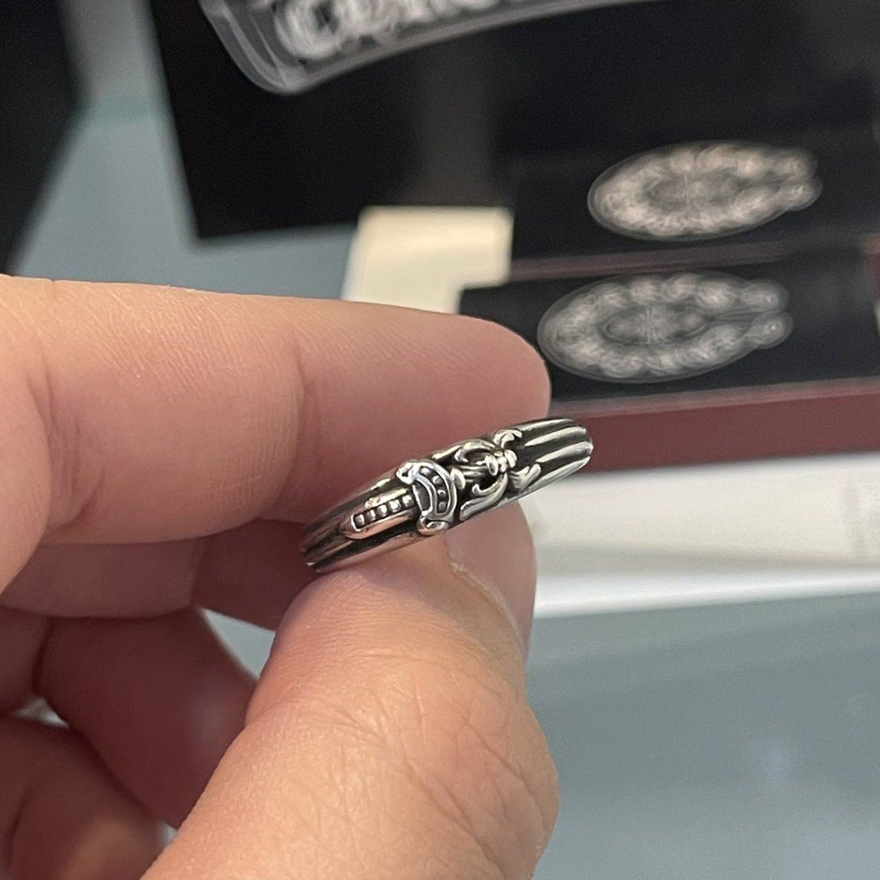 Chrome hearts Baby dagger ring 7.5-8 US - unluxury.-nbh